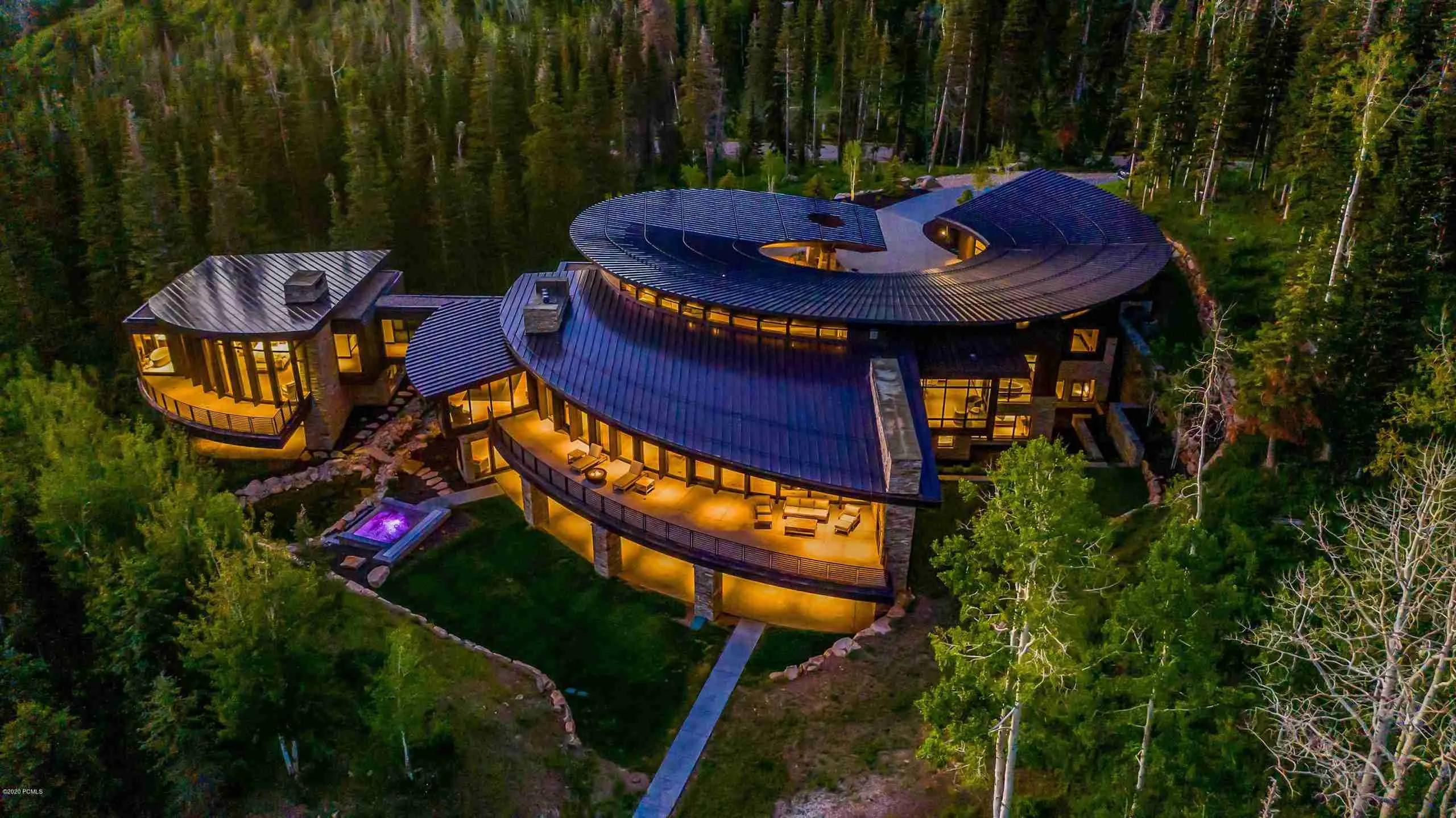 The Colony Park City - 2023 Guide - David's Guide